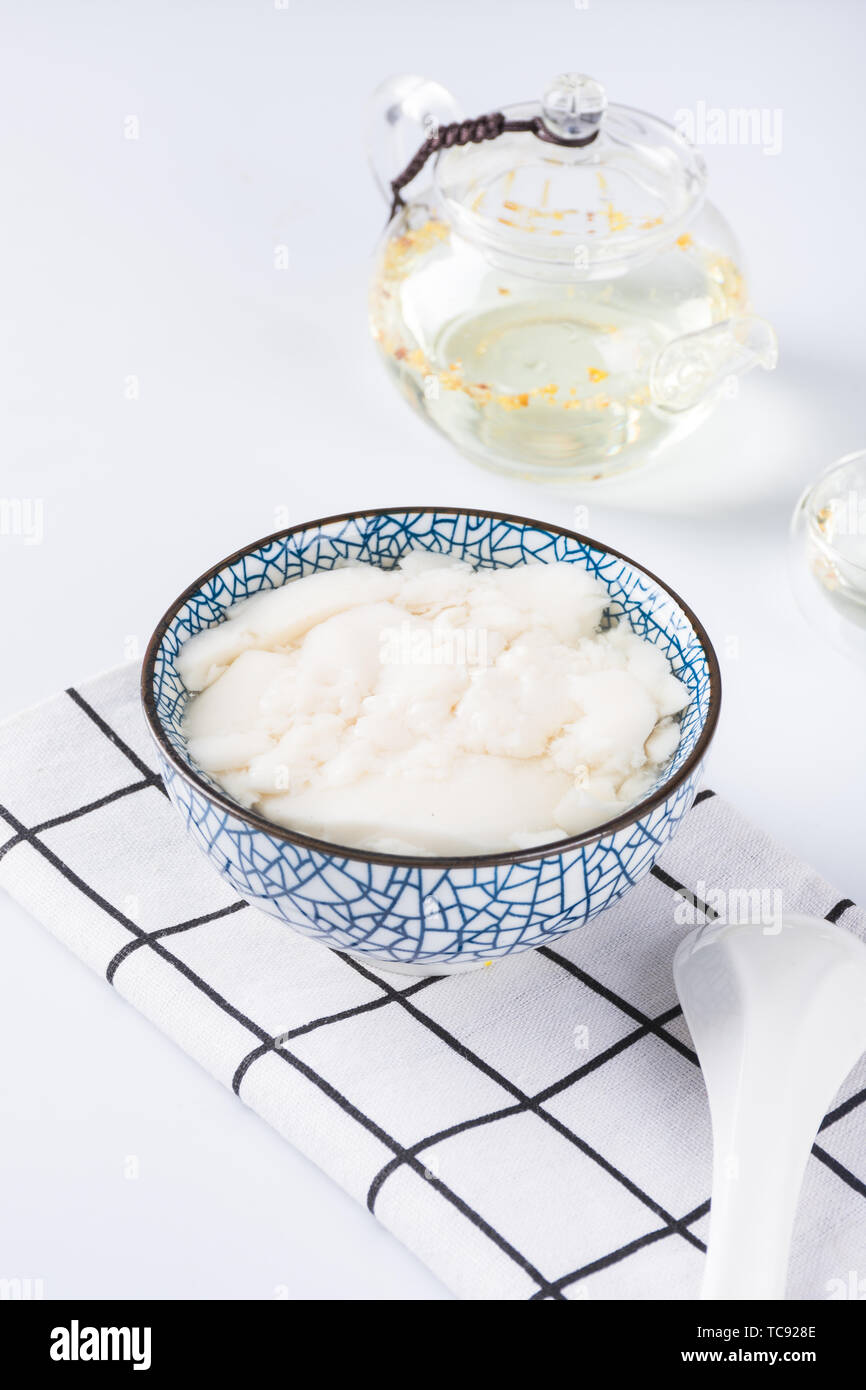Bean curd brain a famous traditional snack, also known as bean curd ...