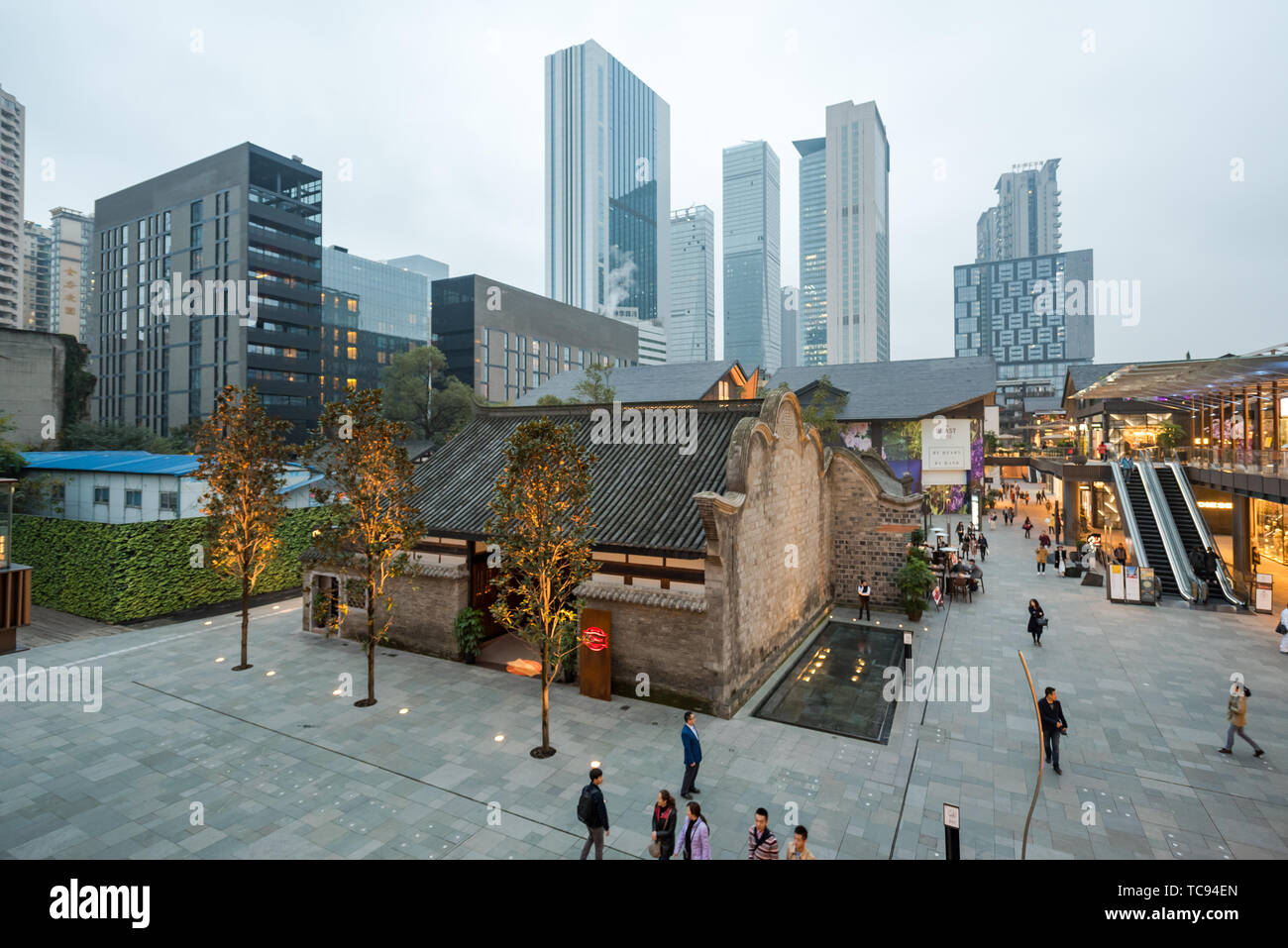 Chengdu Ocean Taikuri Center Stock Photo - Alamy