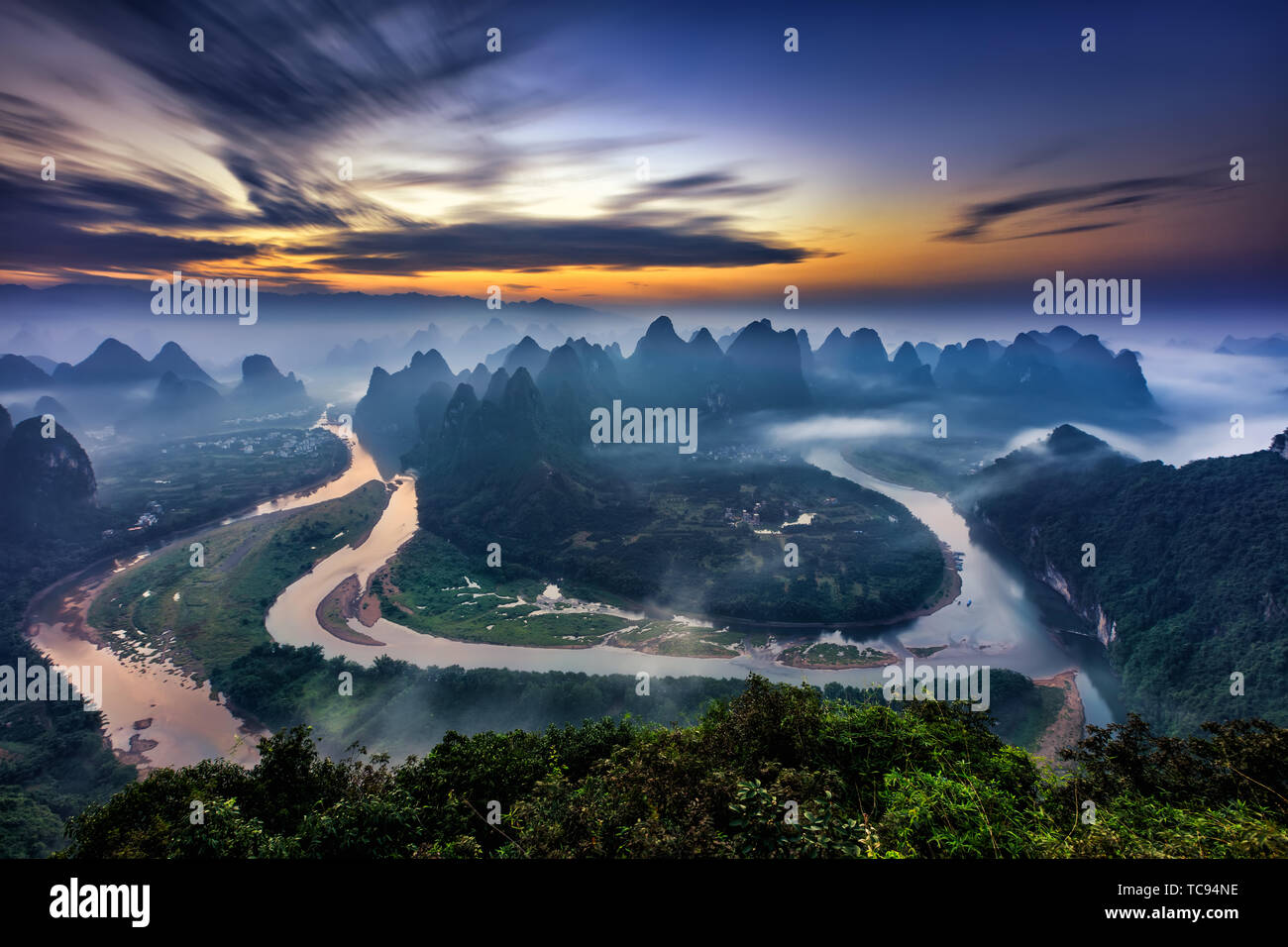 First bay of the lijiang river hi-res stock photography and images - Alamy
