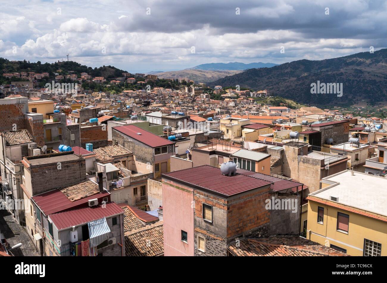 Bronte sicily hi-res stock photography and images - Alamy
