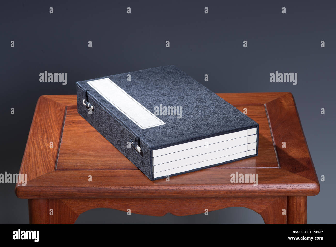 Propaganda paper books hi-res stock photography and images - Alamy