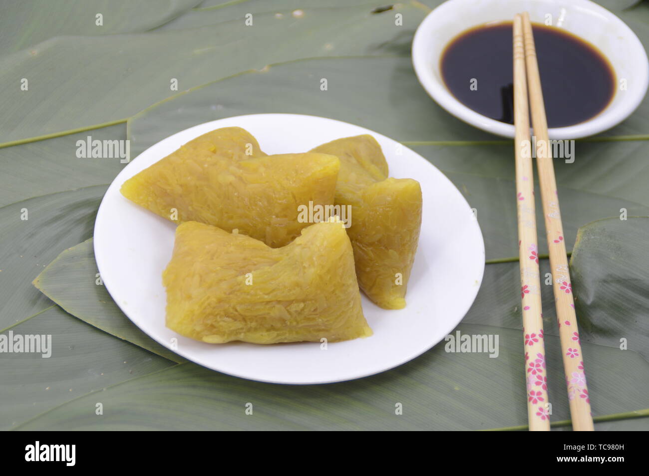 Traditional Chinese brown seeds Stock Photo - Alamy