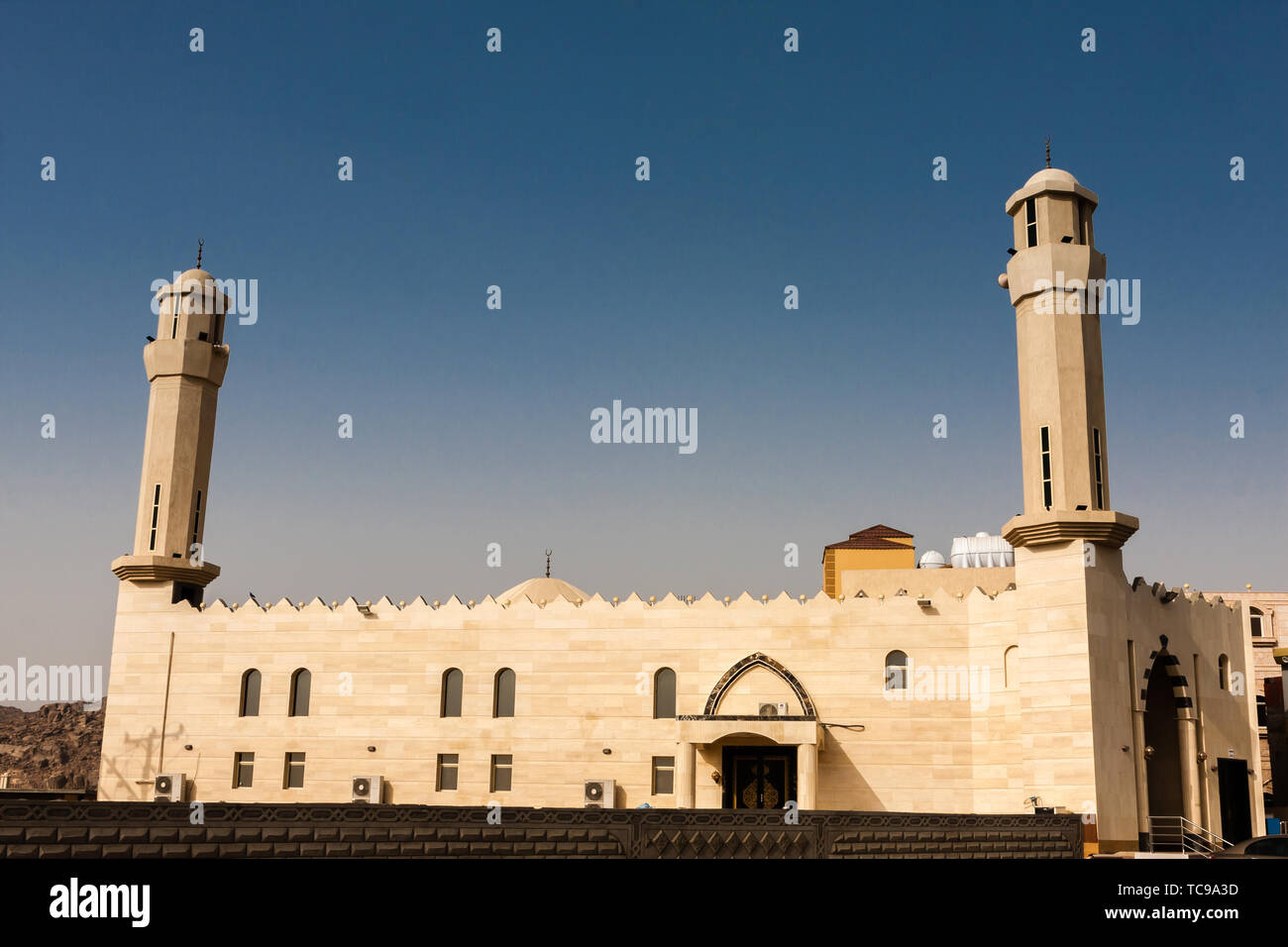 The new mosque in Al Jumum near the Makkah Al Mukarramah Road, Saudi ...