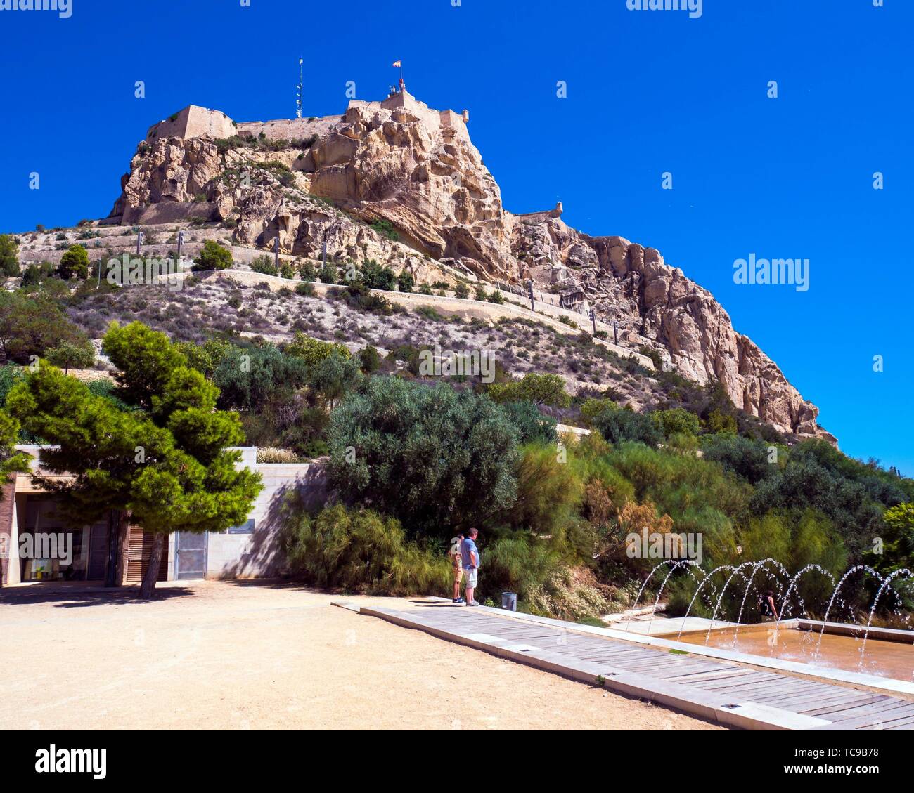 Alicante spain castle hi-res stock photography and images - Alamy