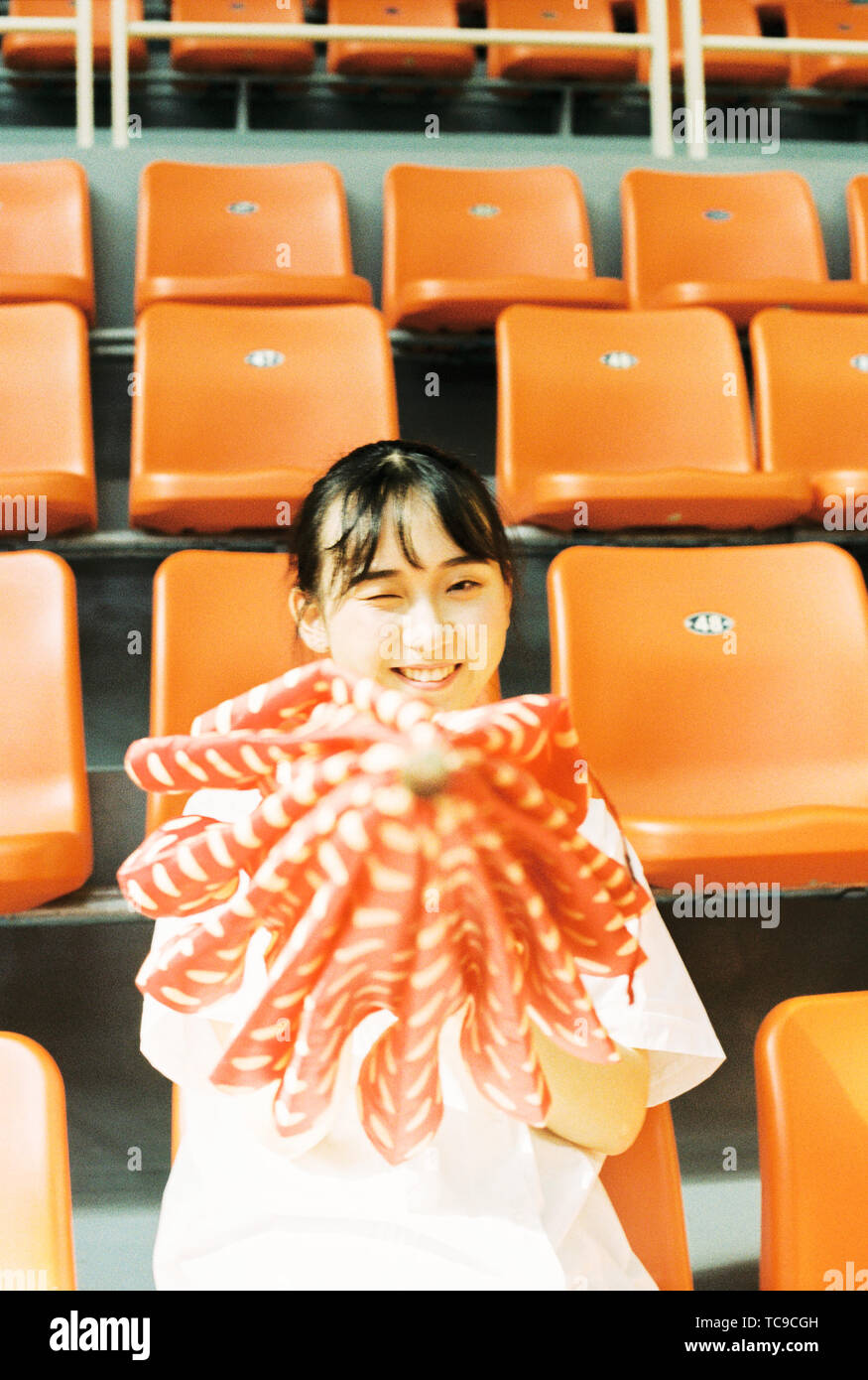 Open chicken wing hi-res stock photography and images - Alamy