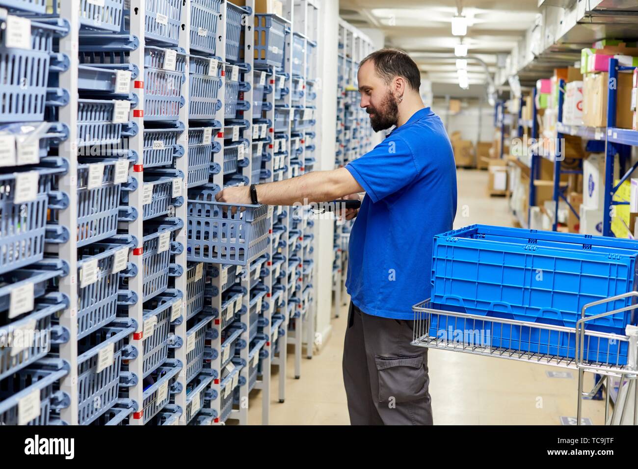 Warehouse Storage Stock Photos & Warehouse Storage Stock Images - Alamy