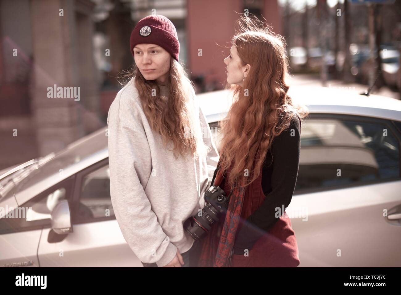 Dismissive man girlfriend hi-res stock photography and images - Alamy