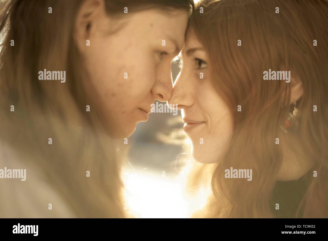 Man adoring woman hi-res stock photography and images - Alamy