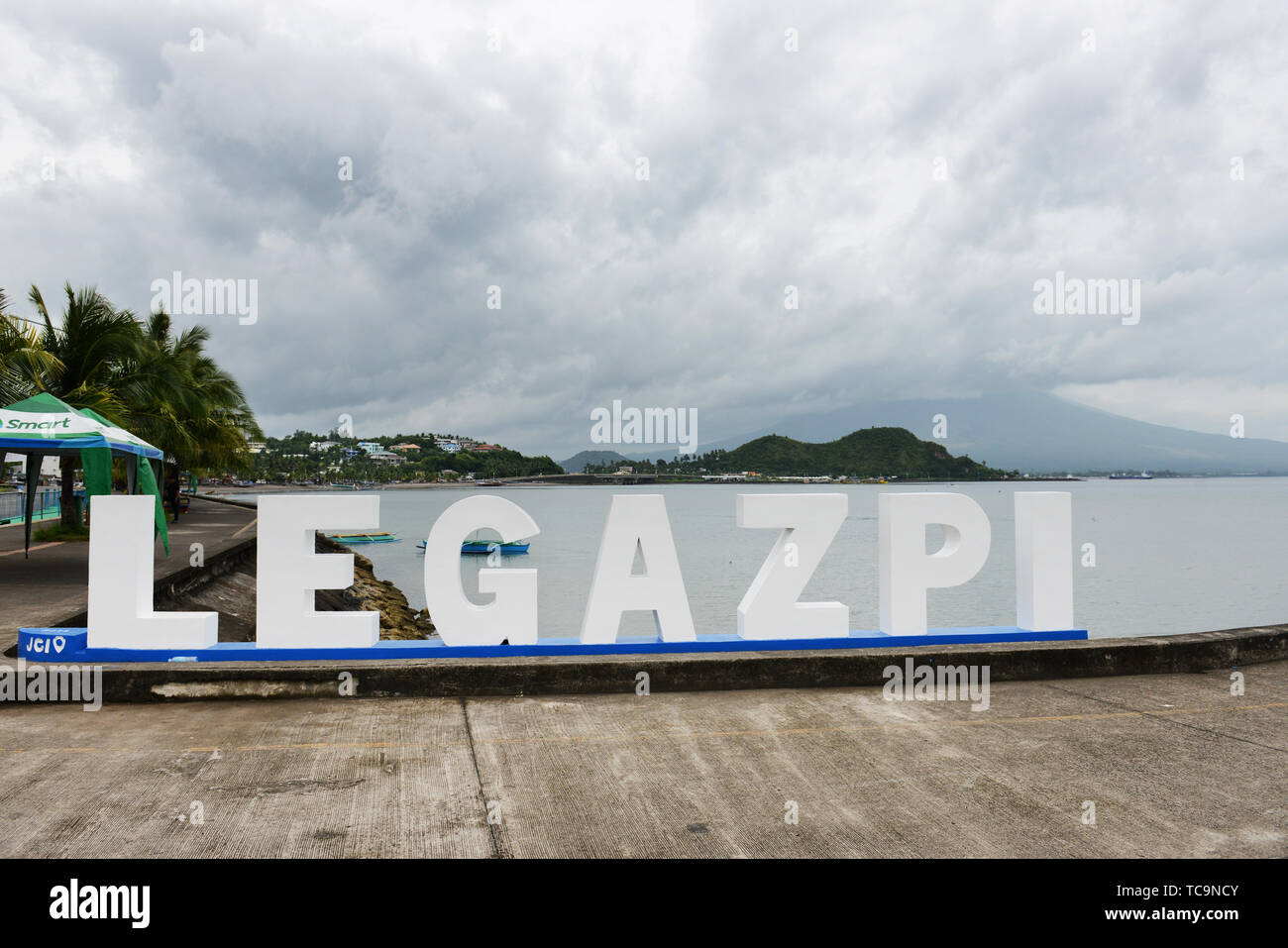 The water front in Legazpi, Philippines Stock Photo - Alamy