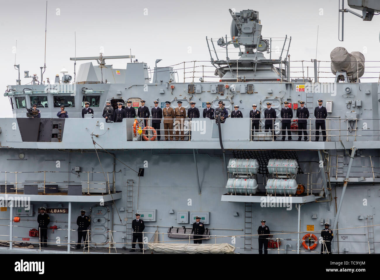 Royal Navy Frigate, HMS St Albans, F83 leaves Portsmouth Harbour during ...
