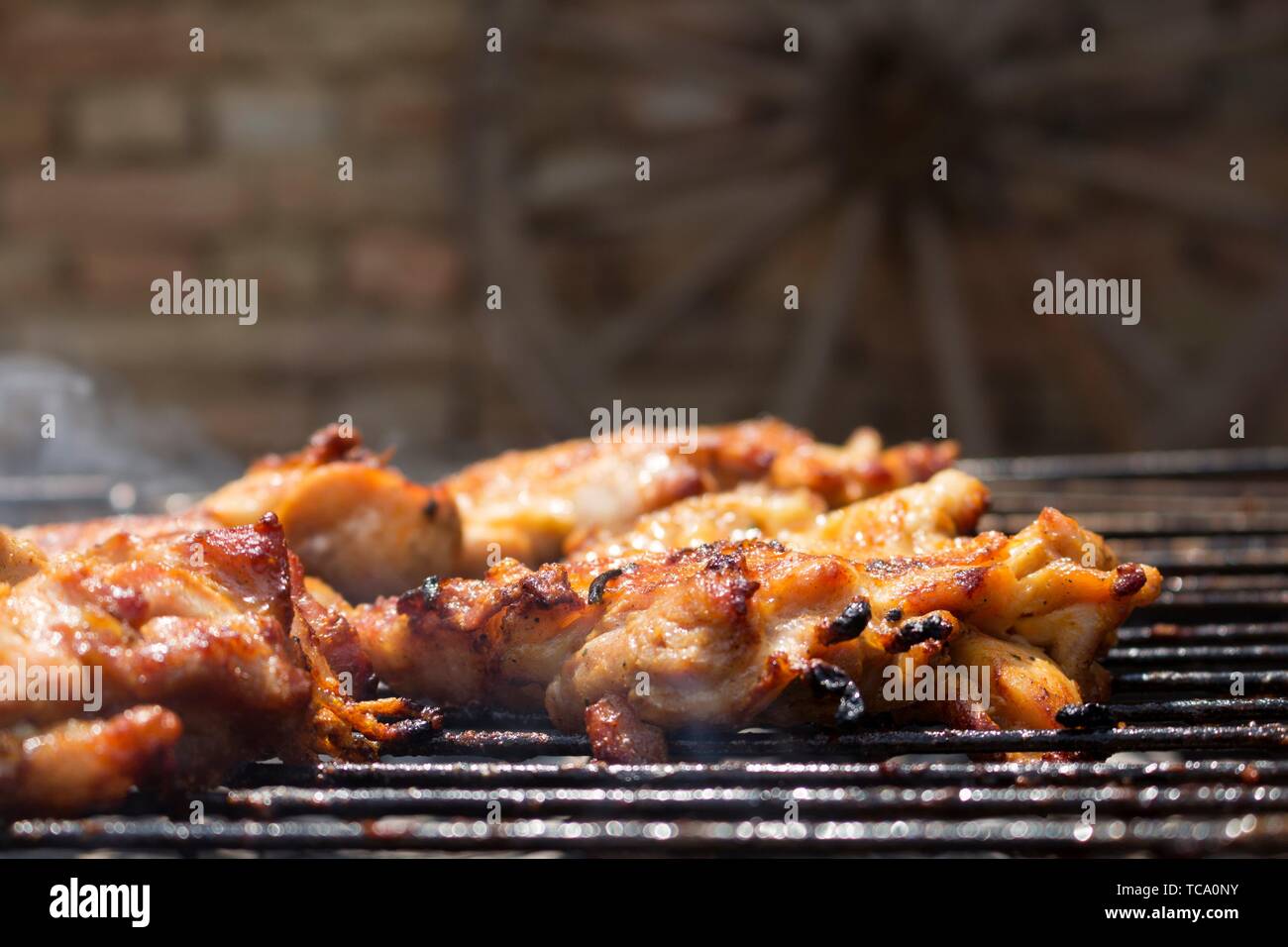 Chicken meat barbecue hi-res stock photography and images - Alamy