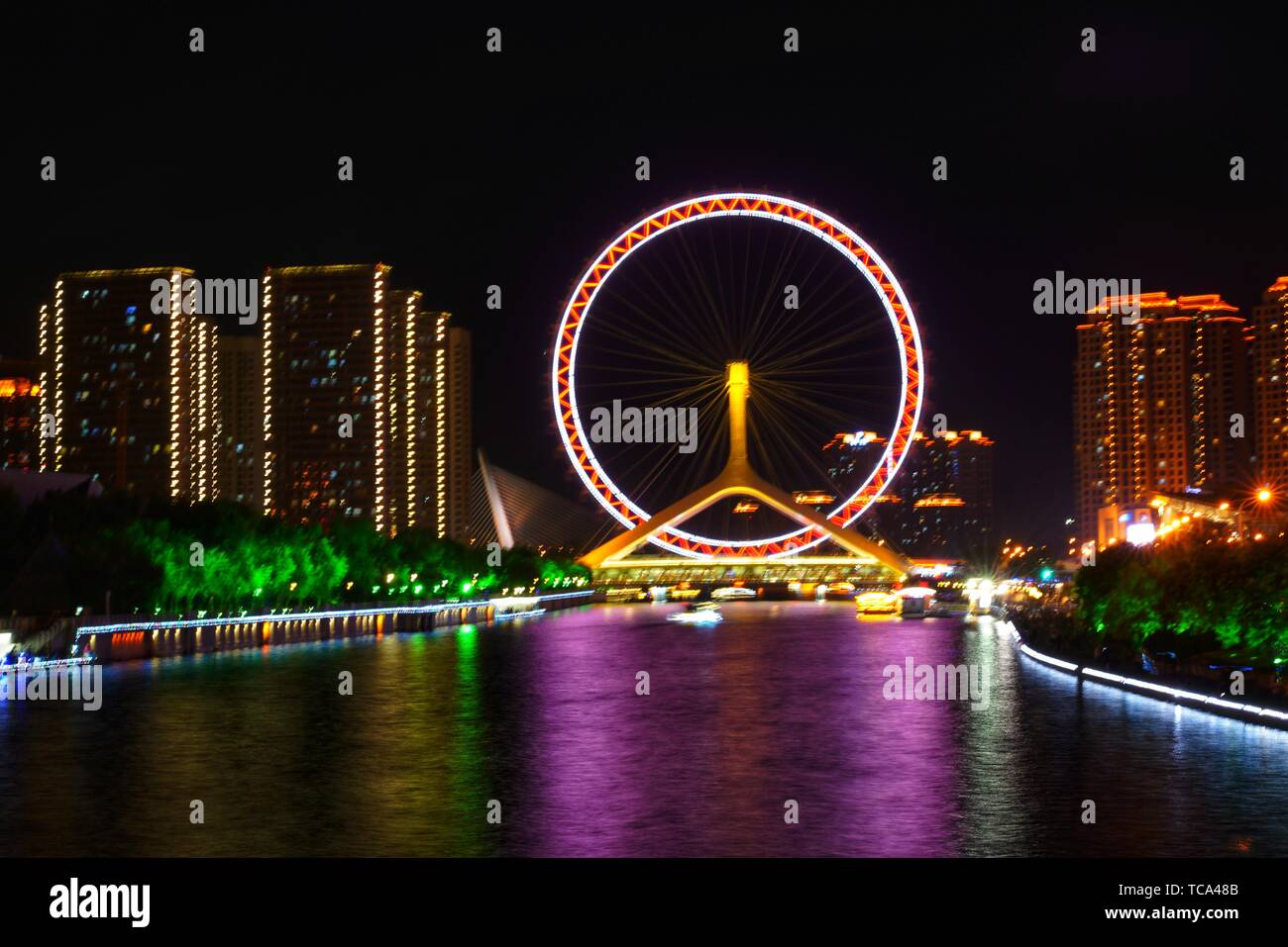 Tianjin eye night view hi-res stock photography and images - Alamy