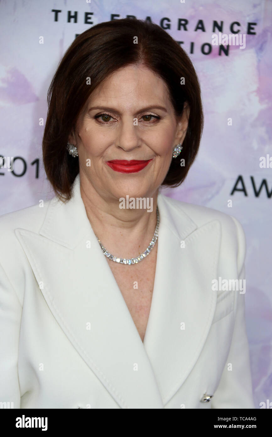 June 5, 2019 - New York City, New York, U.S. - LINDA G. LEVY attends ...