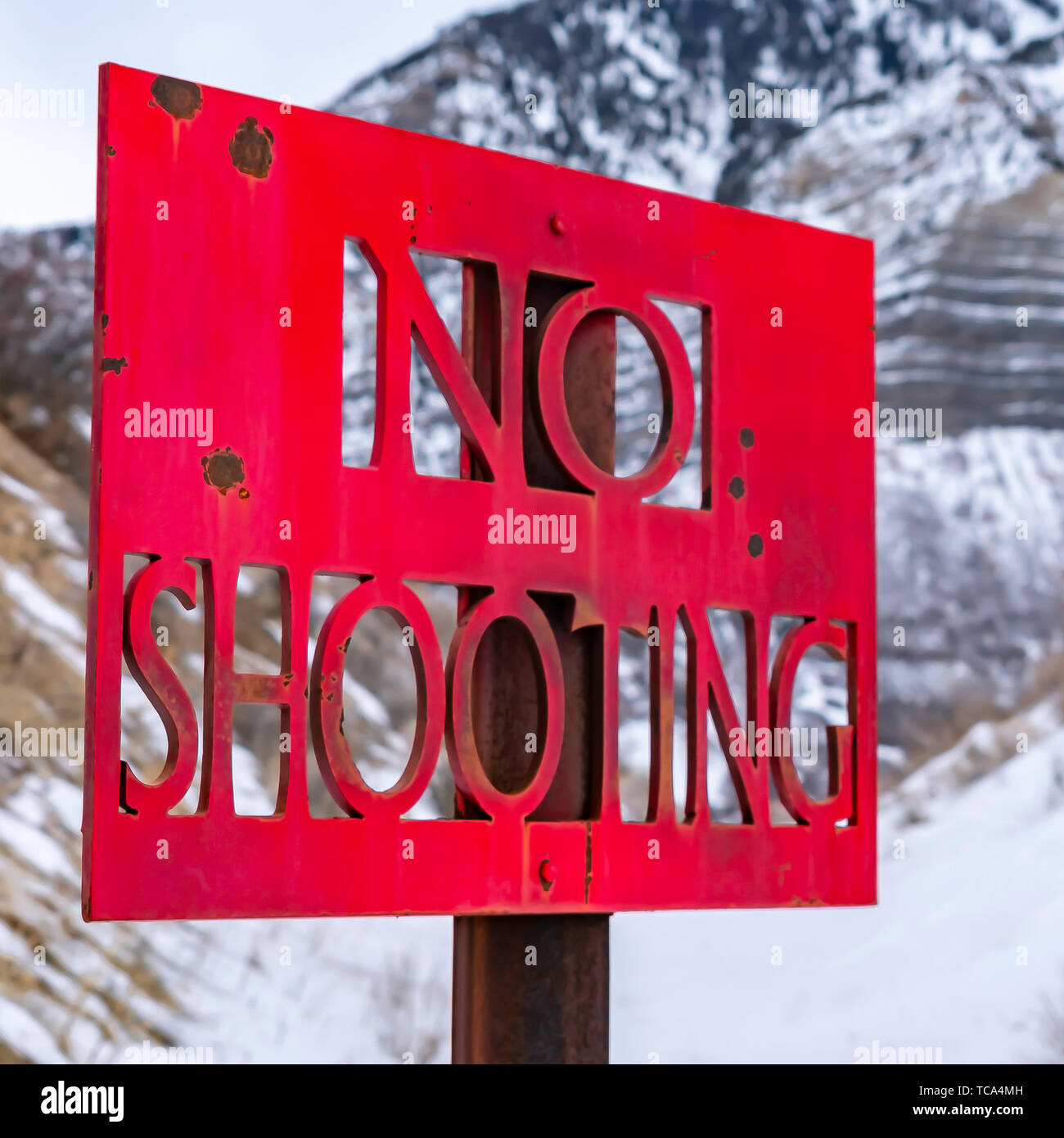 No shooting allowed hi-res stock photography and images - Alamy