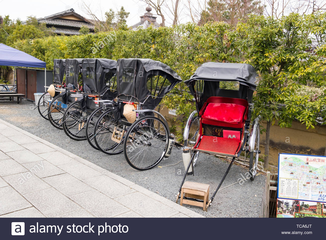 Japanese Rickshaws High Resolution Stock Photography and Images - Alamy