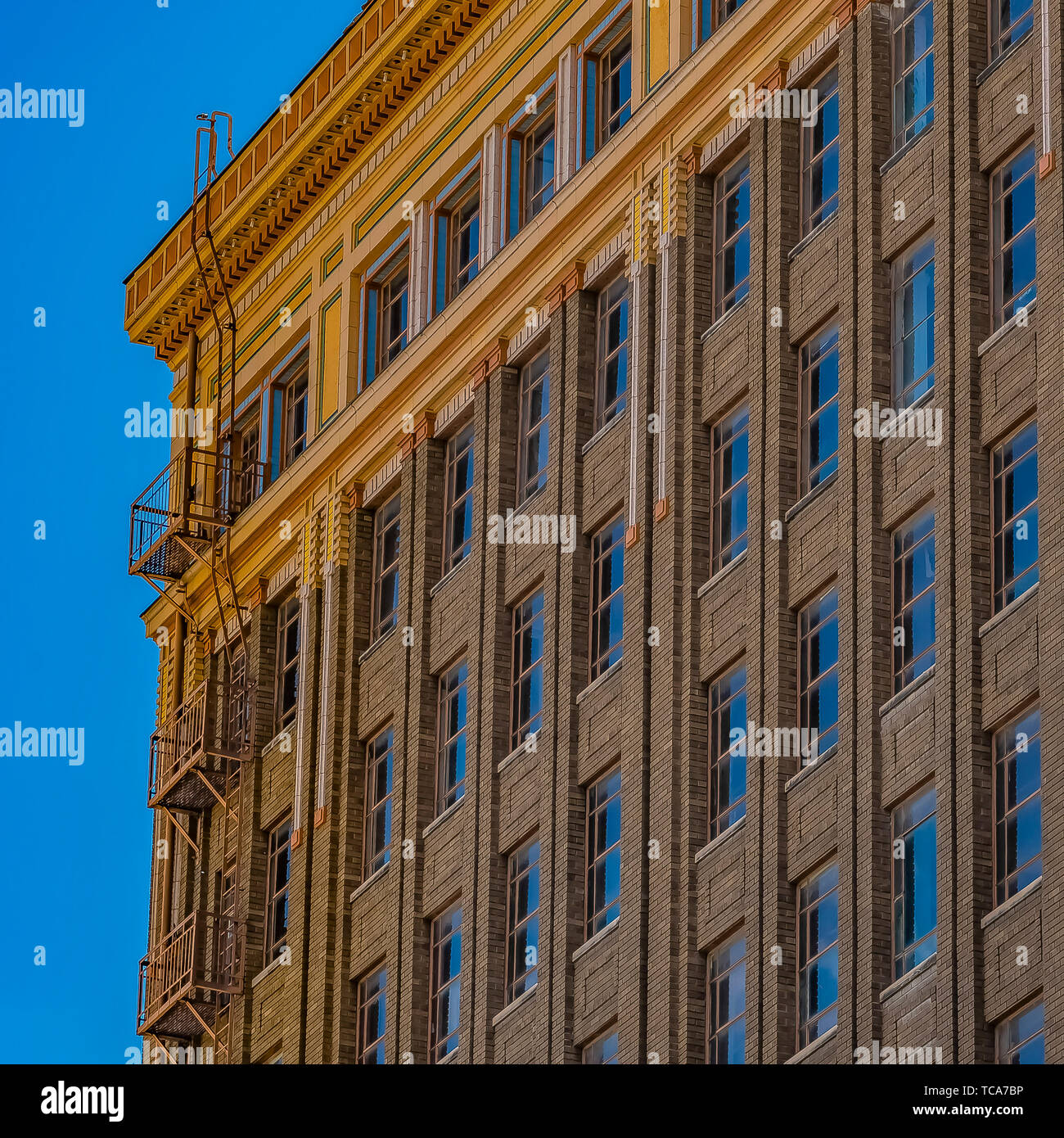 Frame Square Exterior of a modern building with outdoor stairs for ...