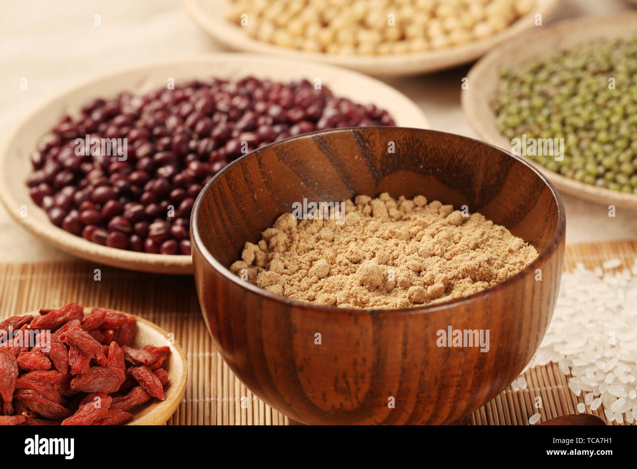 Grain miscellaneous grains, grain powder, healthy and healthy food ...