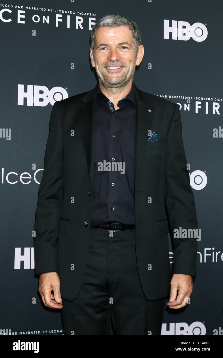 Lacma bing theater hi-res stock photography and images - Alamy