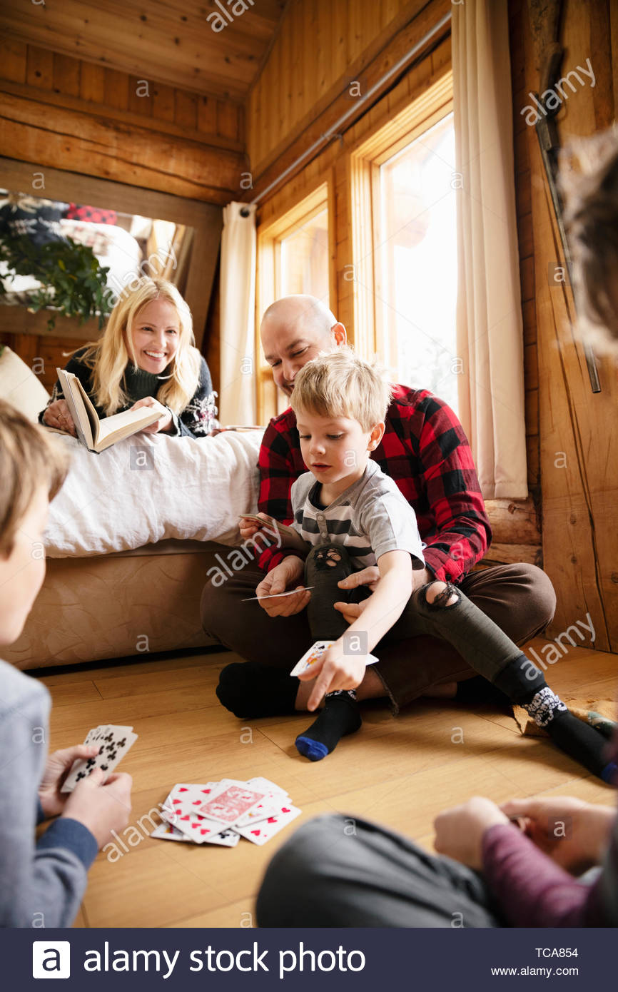Family cards hi-res stock photography and images - Alamy
