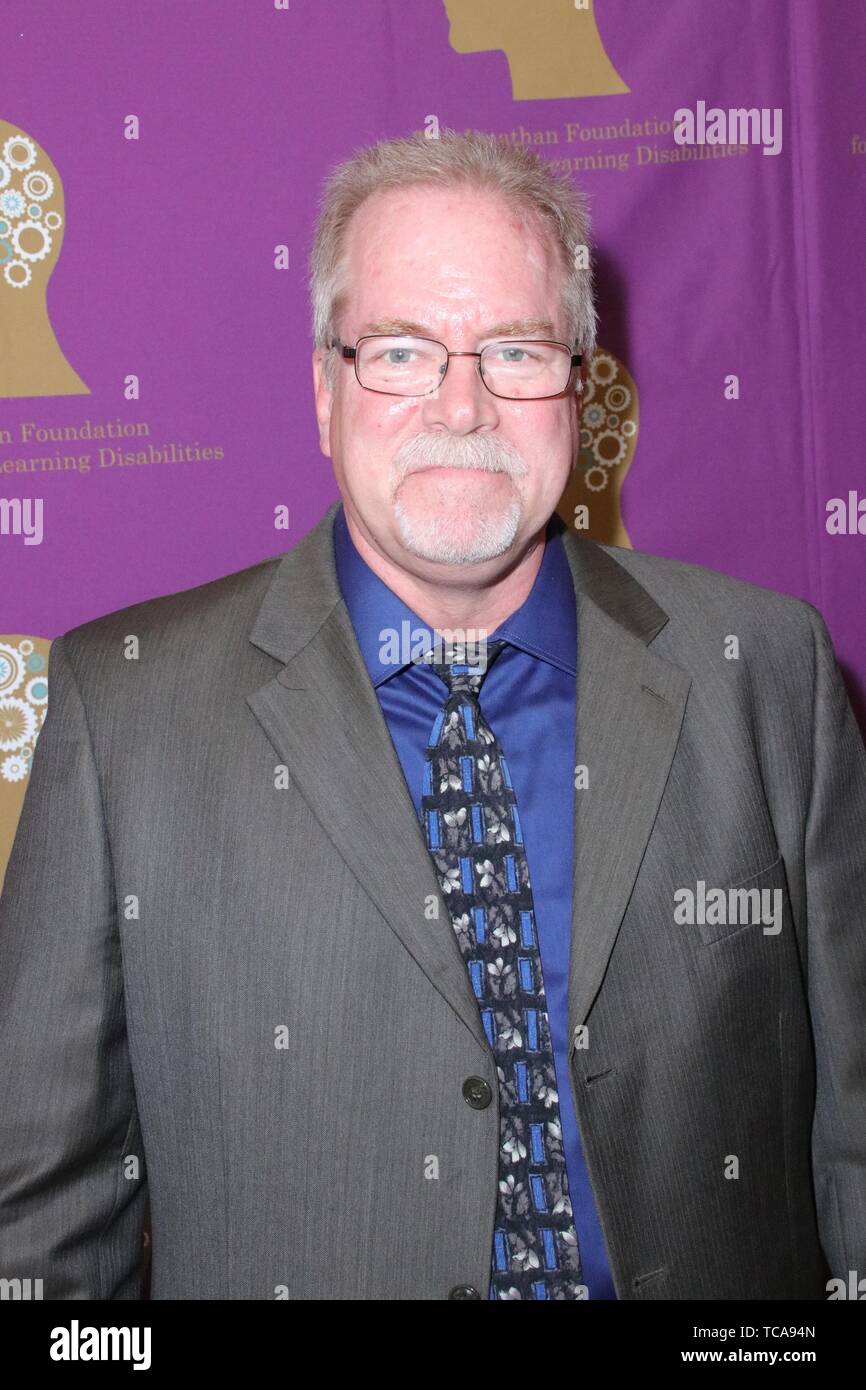 Jonathan carlucci hi-res stock photography and images - Alamy