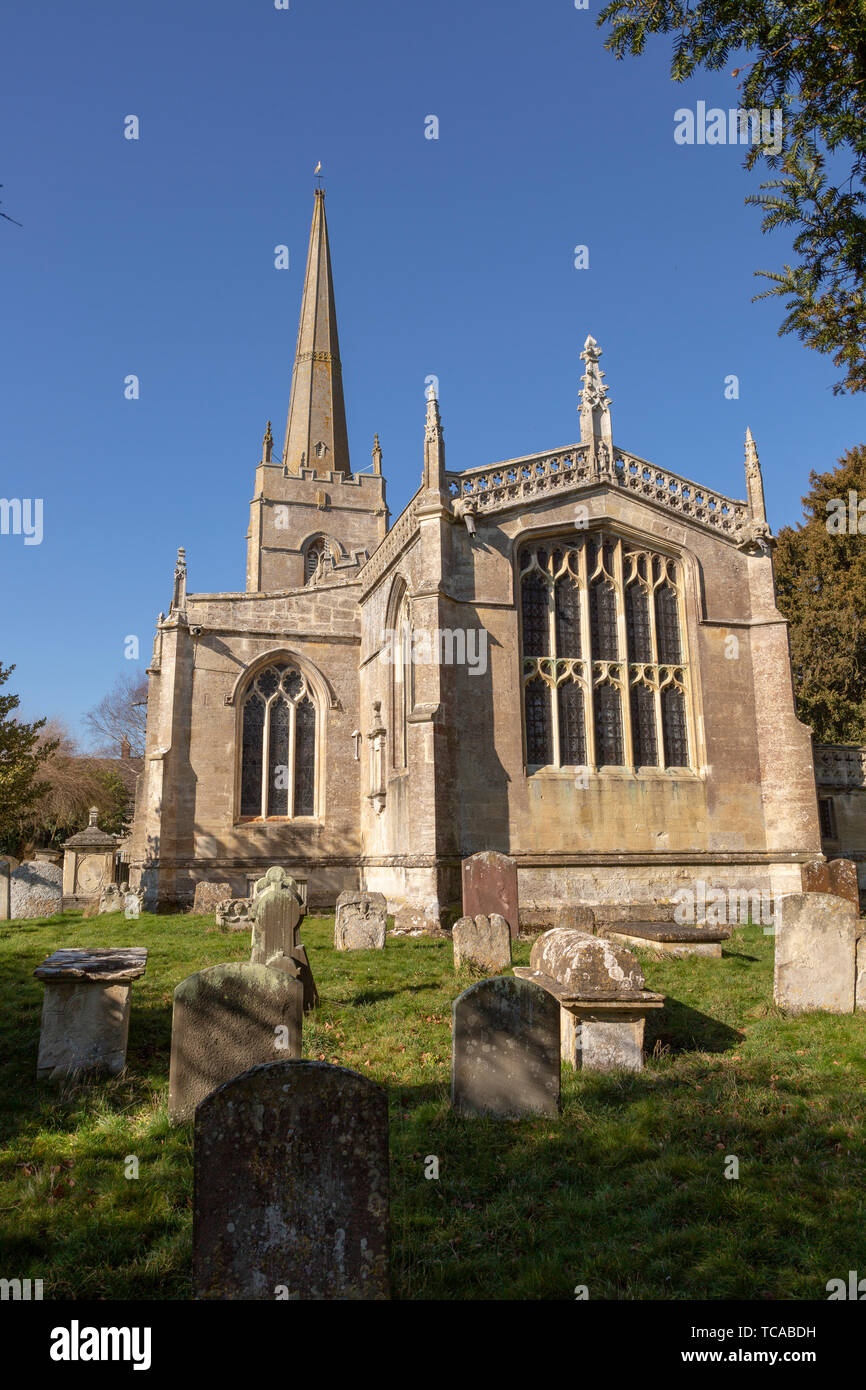 Church of Saint Lawrence, Lechlade, Gloucestershire, England, UK Stock ...