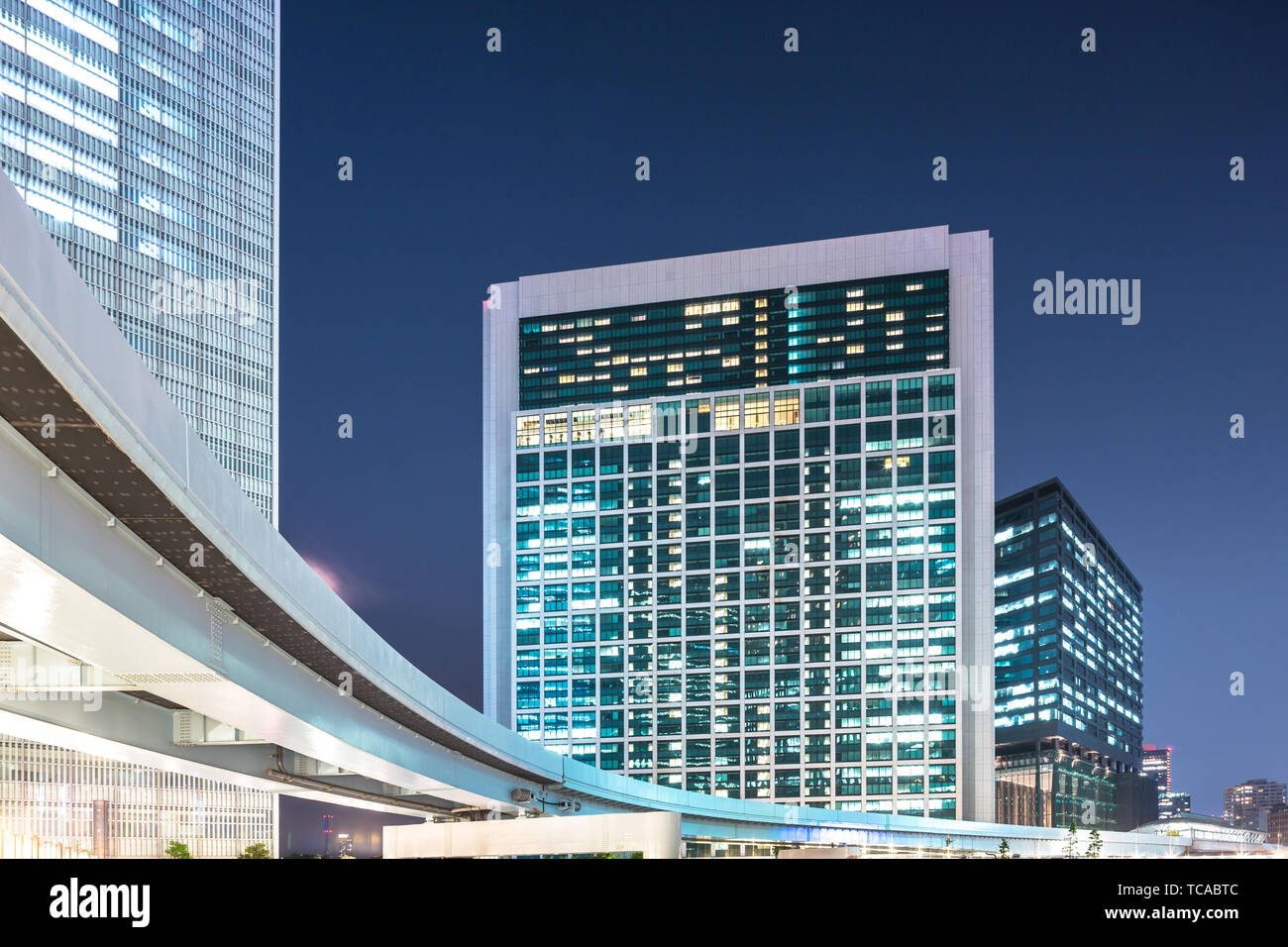 Modern office design in Tokyo Stock Photo - Alamy