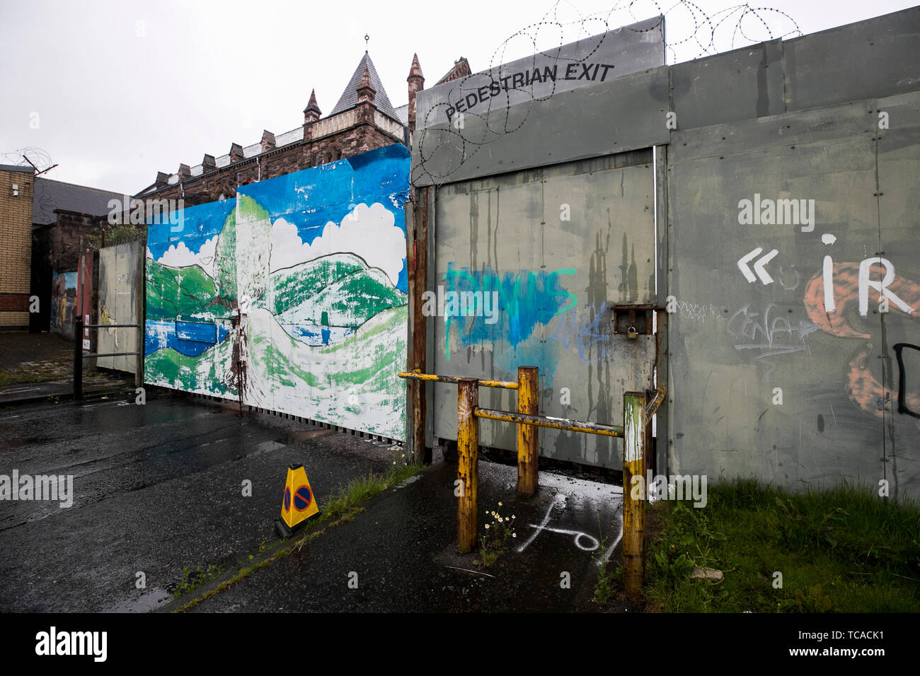 50 year old security gate hi-res stock photography and images - Alamy