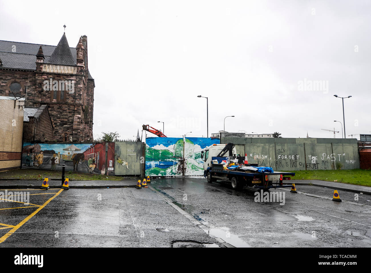 Work underway at the Townsend Street interface gates which form part of ...