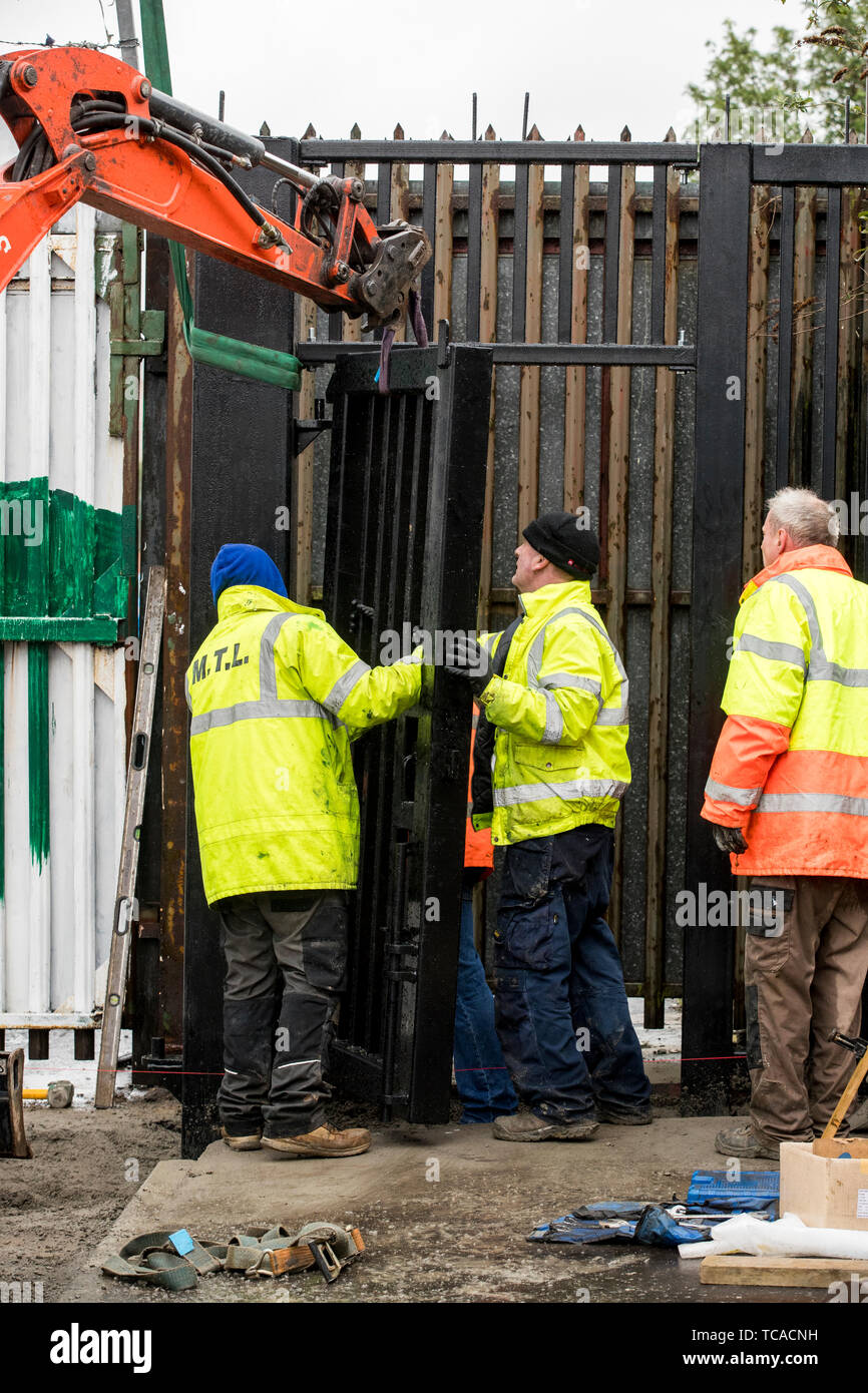 Work underway at the Townsend Street interface gates which form part of ...