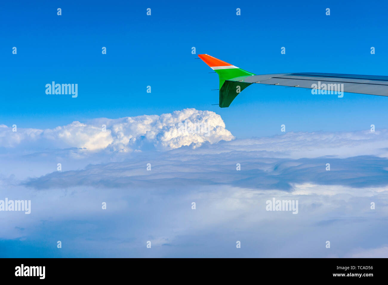 Sky aircraft airlines flying daylight transportation system hi-res ...