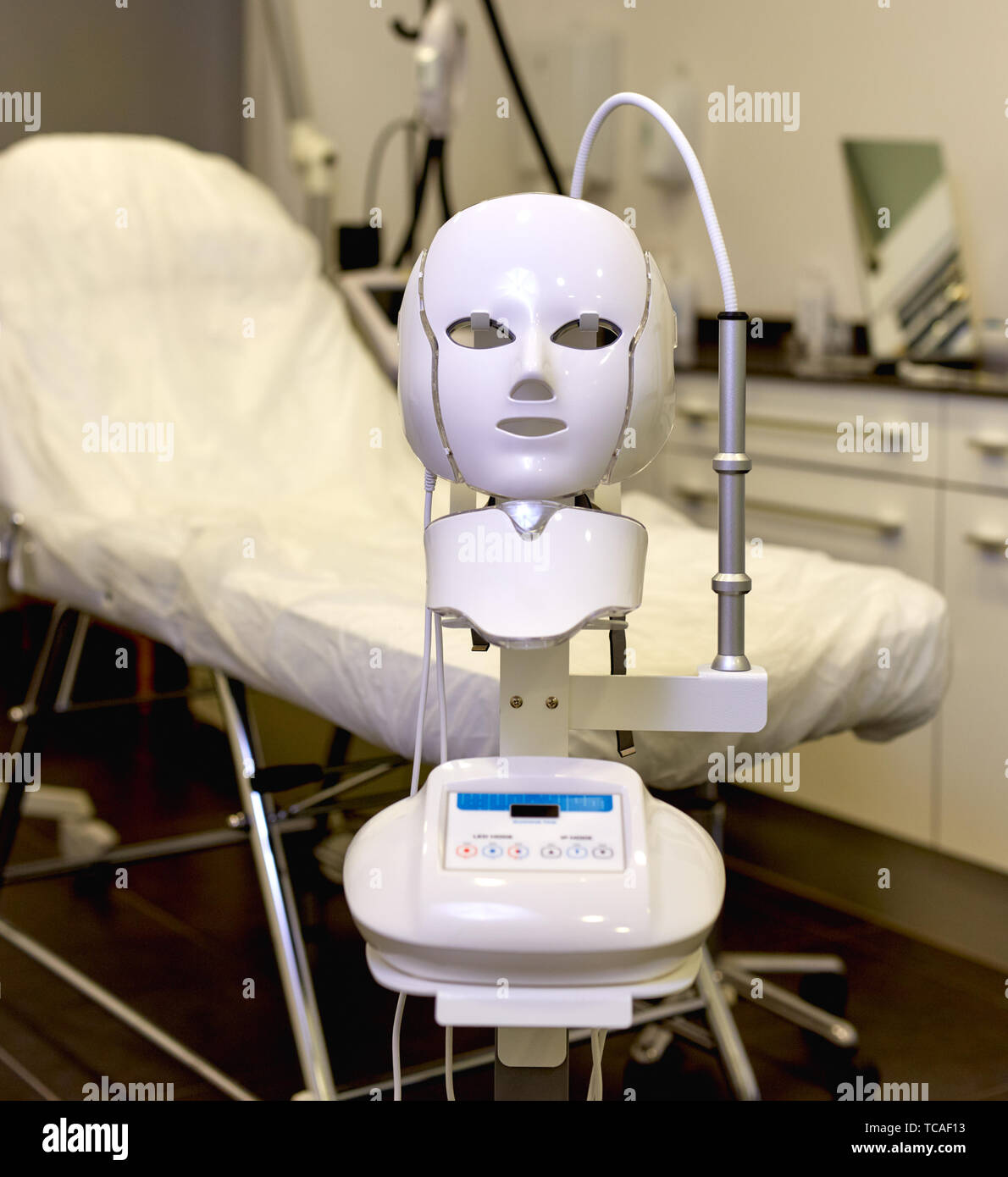 Restoration procedures hi-res stock photography and images - Alamy