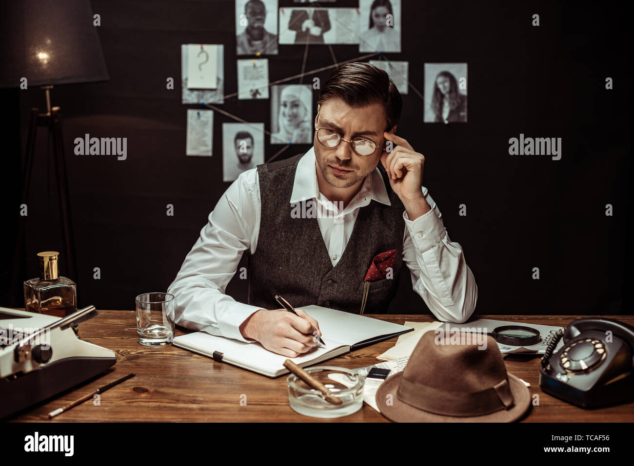 Man writing in vintage typewriter hi-res stock photography and images ...