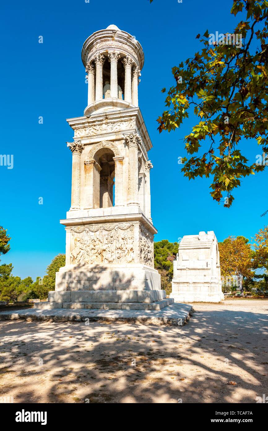 The triumphal arch of glanum hi-res stock photography and images - Alamy