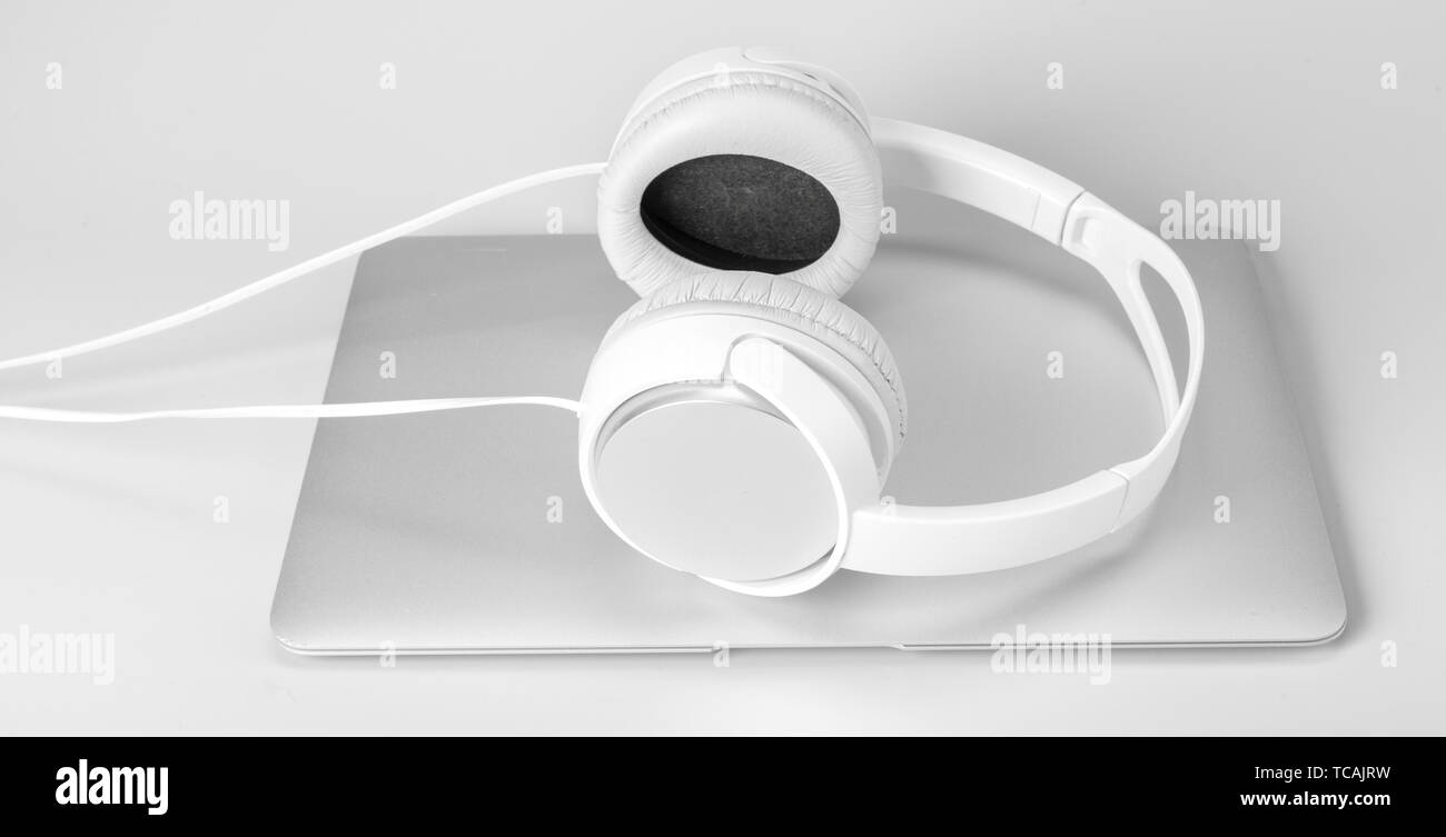 Headphone office Black and White Stock Photos & Images - Alamy