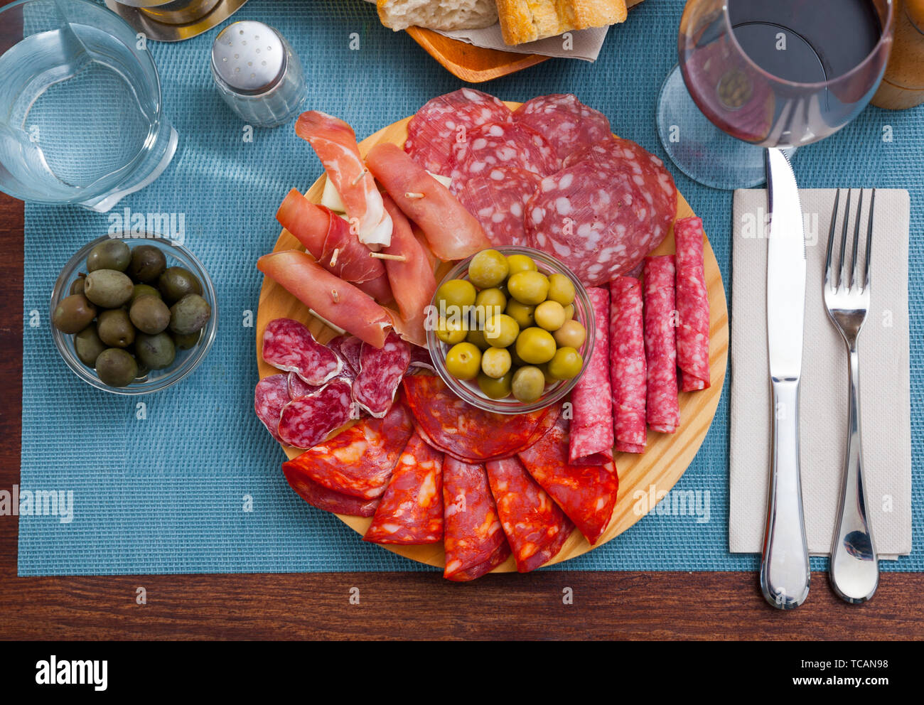 Cold smoked meat plate with traditional Spanish chorizo, fuet and ...