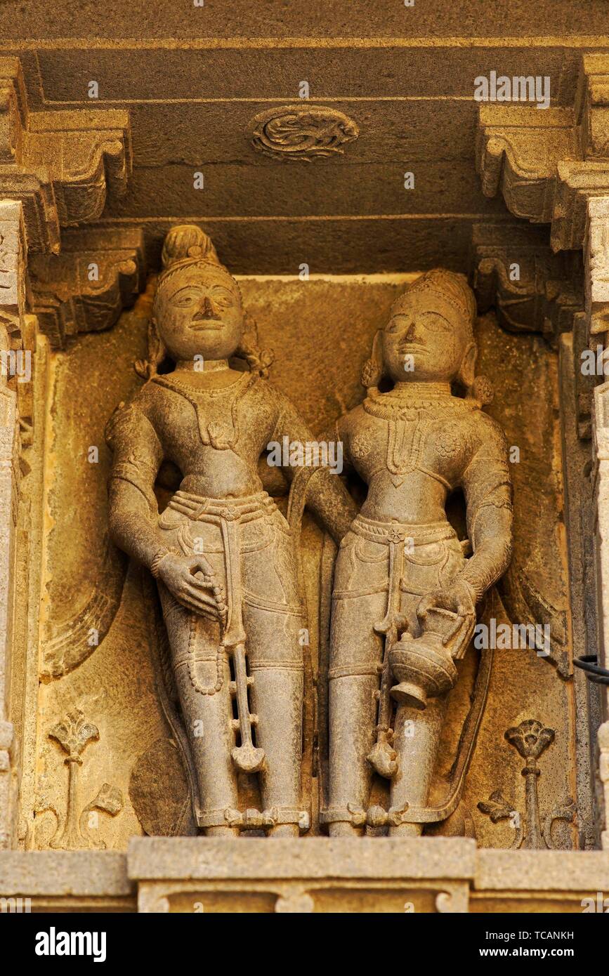 Ancient statue of rishi hi-res stock photography and images - Alamy