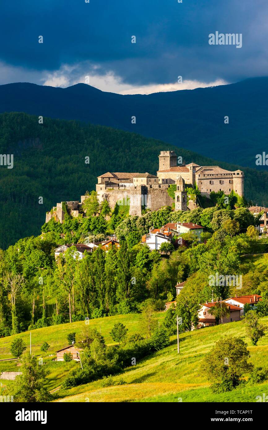 Bardi italy hi-res stock photography and images - Alamy