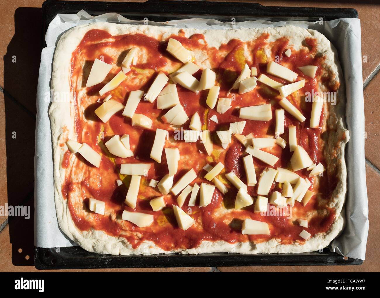 Owen cooked hi-res stock photography and images - Alamy