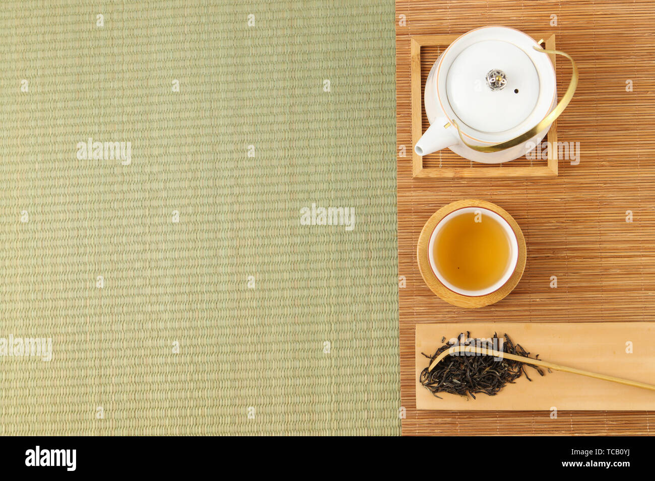Traditional Chinese tea ceremony Stock Photo - Alamy