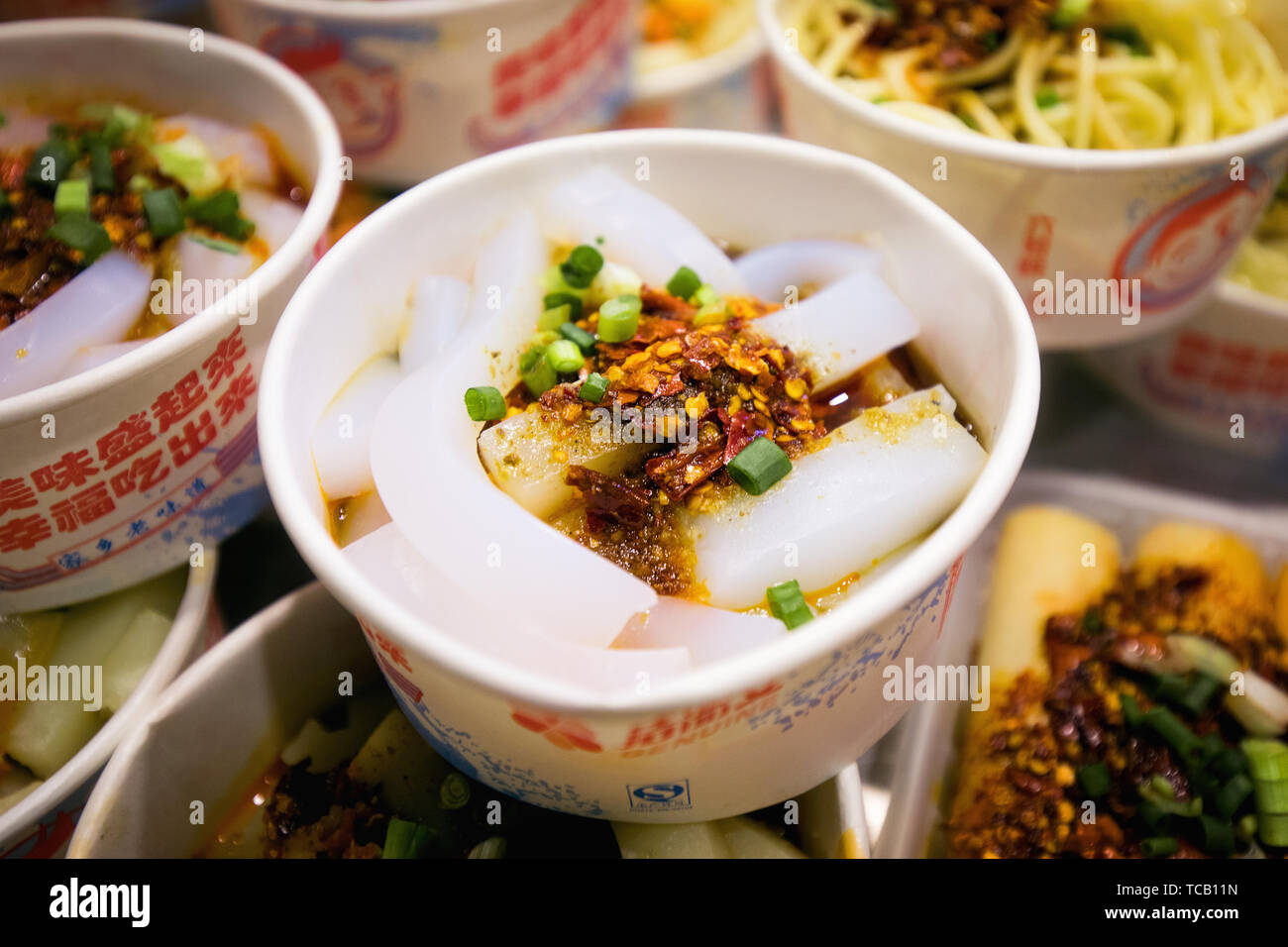 Wide And Narrow Alley High Resolution Stock Photography and Images - Alamy