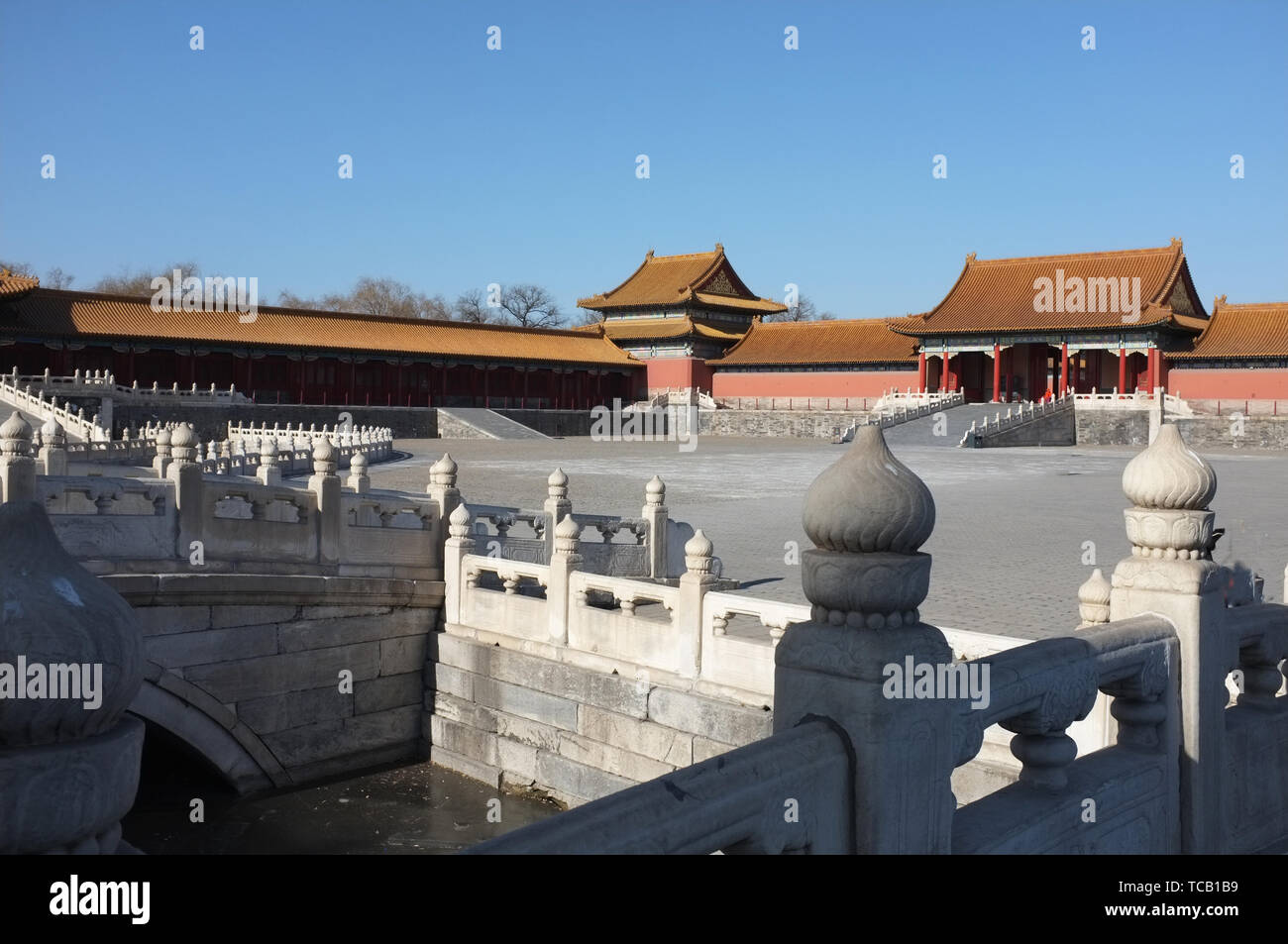 Houses and doors building parts tourism hi-res stock photography and ...