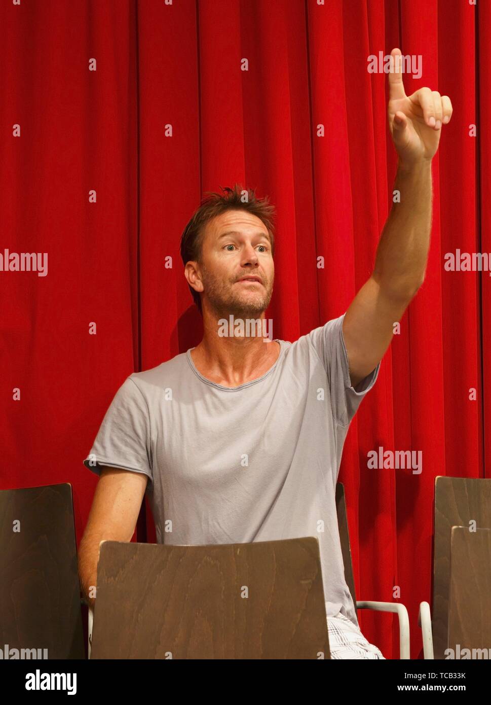 Ask vertical hi-res stock photography and images - Alamy