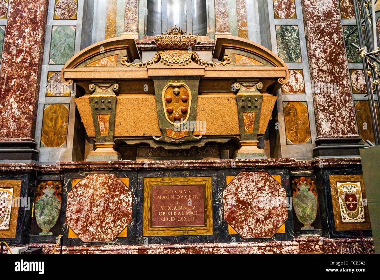 Medici florence tomb hi-res stock photography and images - Alamy