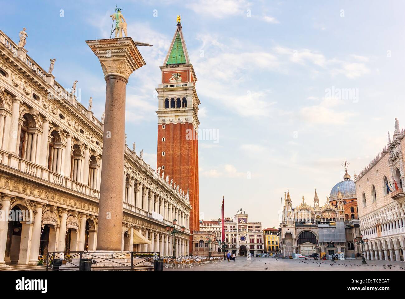 Old library of st marks hi-res stock photography and images - Alamy