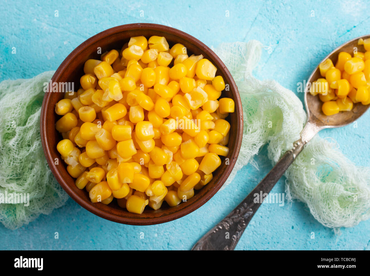 Boiled corn kernels in white hi-res stock photography and images - Alamy