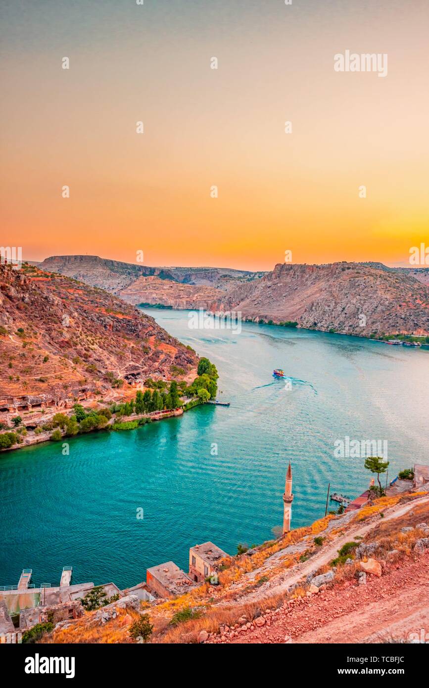 Euphrates River Aerial Stock Photos & Euphrates River Aerial Stock ...