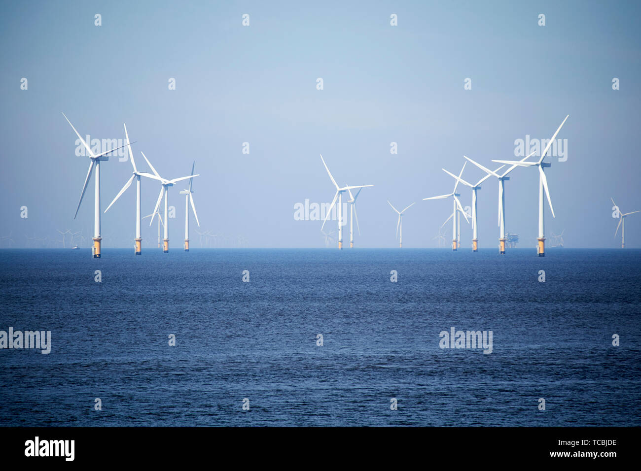 burbo bank offshore wind farm liverpool bay uk Stock Photo - Alamy