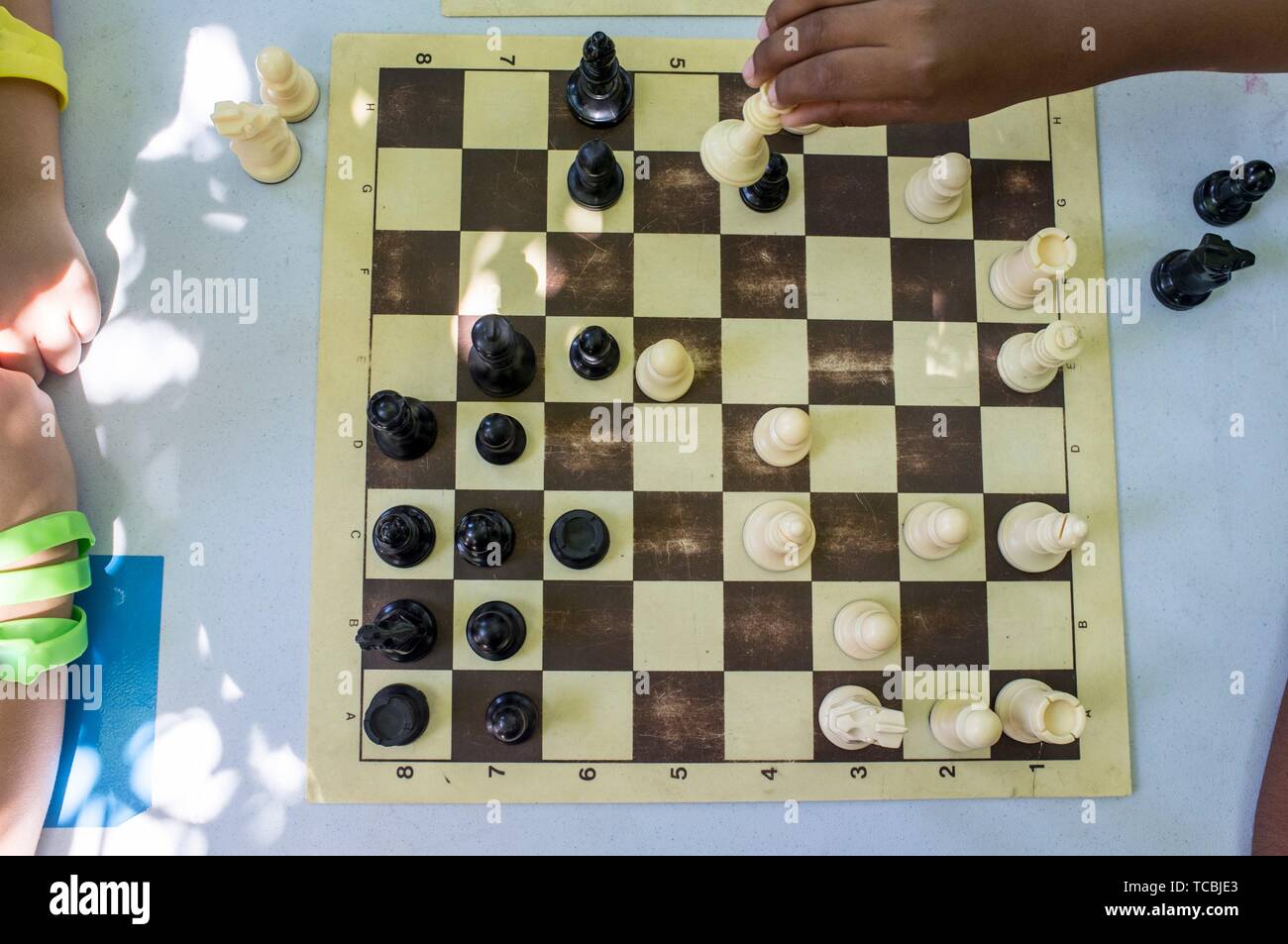 Children chess competition hi-res stock photography and images - Alamy