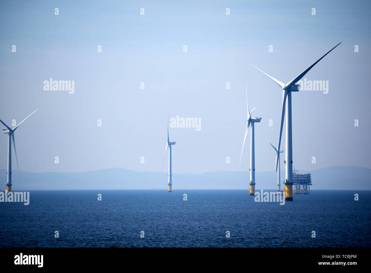 burbo bank offshore wind farm liverpool bay uk Stock Photo - Alamy
