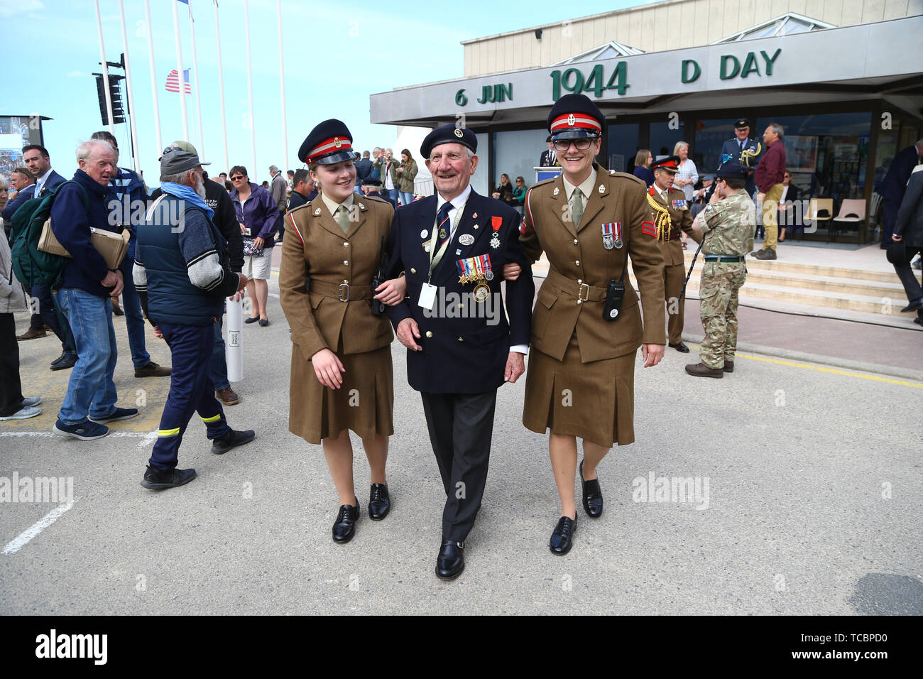 Commemorating the 75th anniversary of the d day landings hi-res stock ...